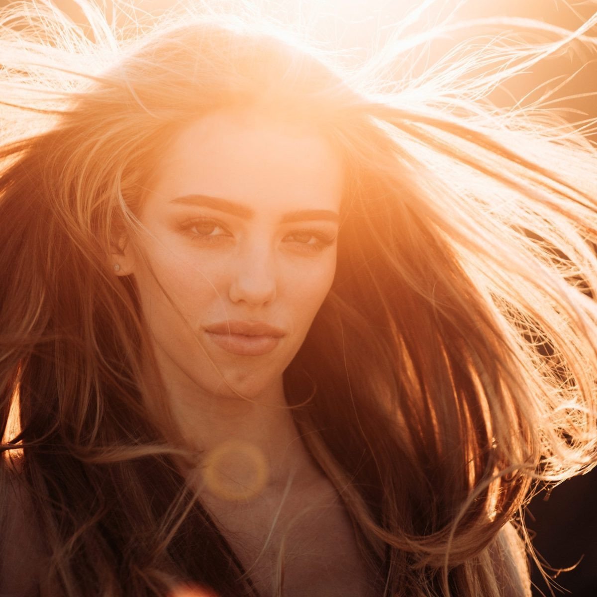 The Art of Golden Hour Portraits: Techniques for Flattering Natural ...