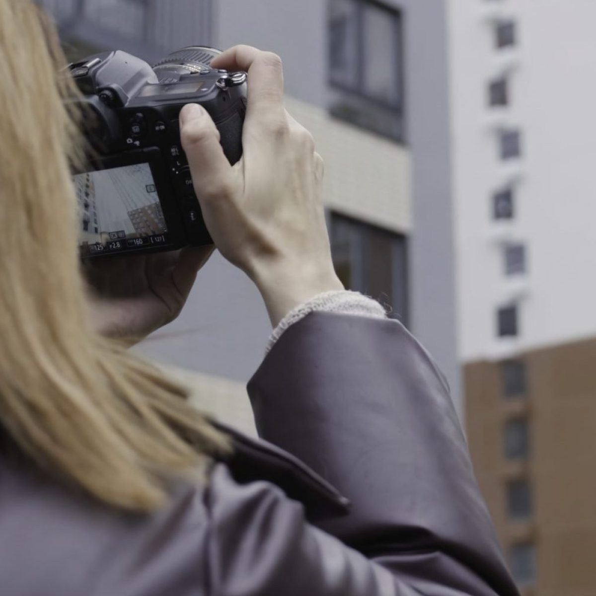 Behind the Lens Magic: Chronicles of a Professional Photographer - Rent ...